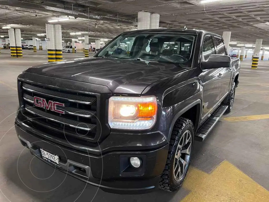 GMC Sierra Crew Cabina All Terrain 4x4 usado (2015) color Negro precio ...
