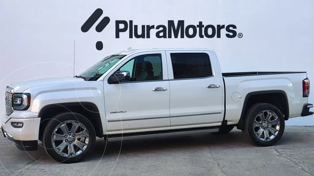 GMC Sierra Crew Cabina All Terrain 4x4 usado (2017) color Blanco precio ...