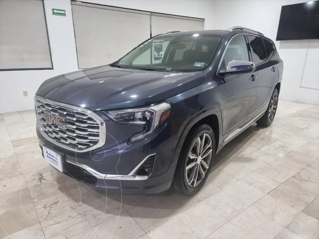 GMC Terrain Denali usado (2018) color Azul Marino precio $529,000