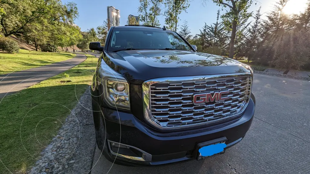 GMC Yukon Denali AWD usado (2019) color Azul precio $950,000