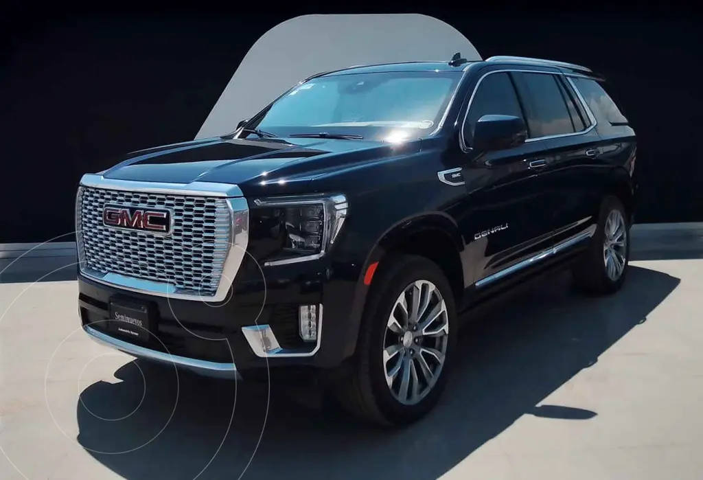GMC Yukon Denali usado (2021) color Azul precio $2,249,900