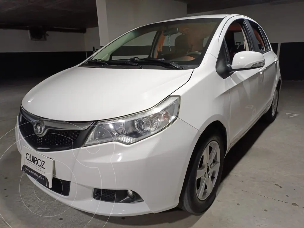 Great Wall Voleex C10 LE 1.5 usado (2013) color Blanco precio $3.780.000