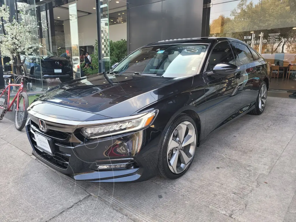 Honda Accord Touring usado (2019) color Negro precio $470,000