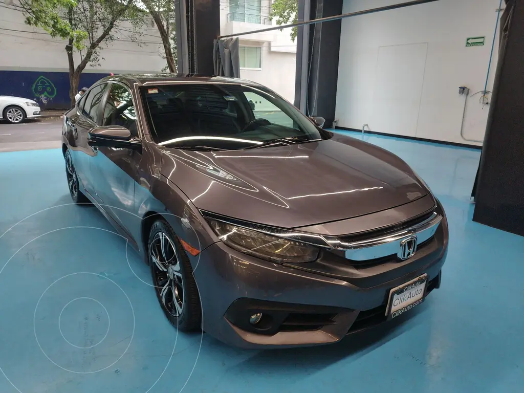 Honda Civic Touring Aut usado (2018) color Negro precio $350,000