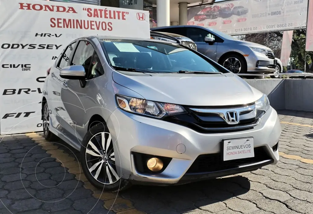 Honda Fit Hit 1.5L Aut usado (2016) color plateado precio $218,000