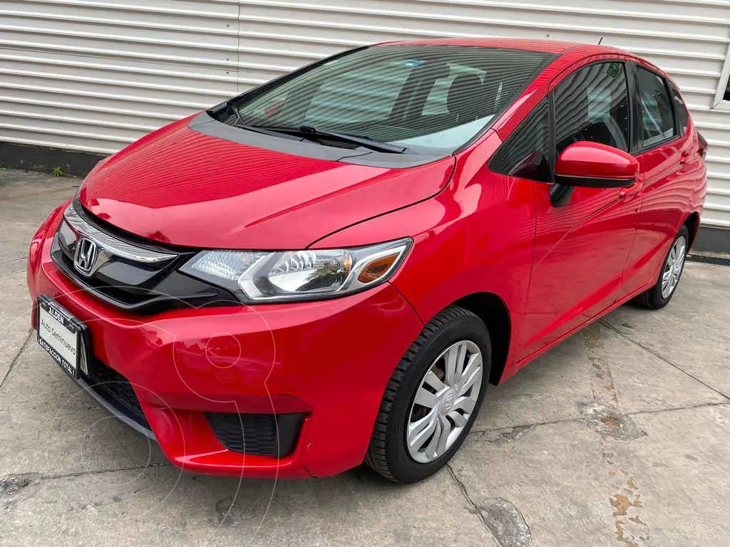 Honda Fit Cool 1.5L usado (2017) color Rojo precio $215,000