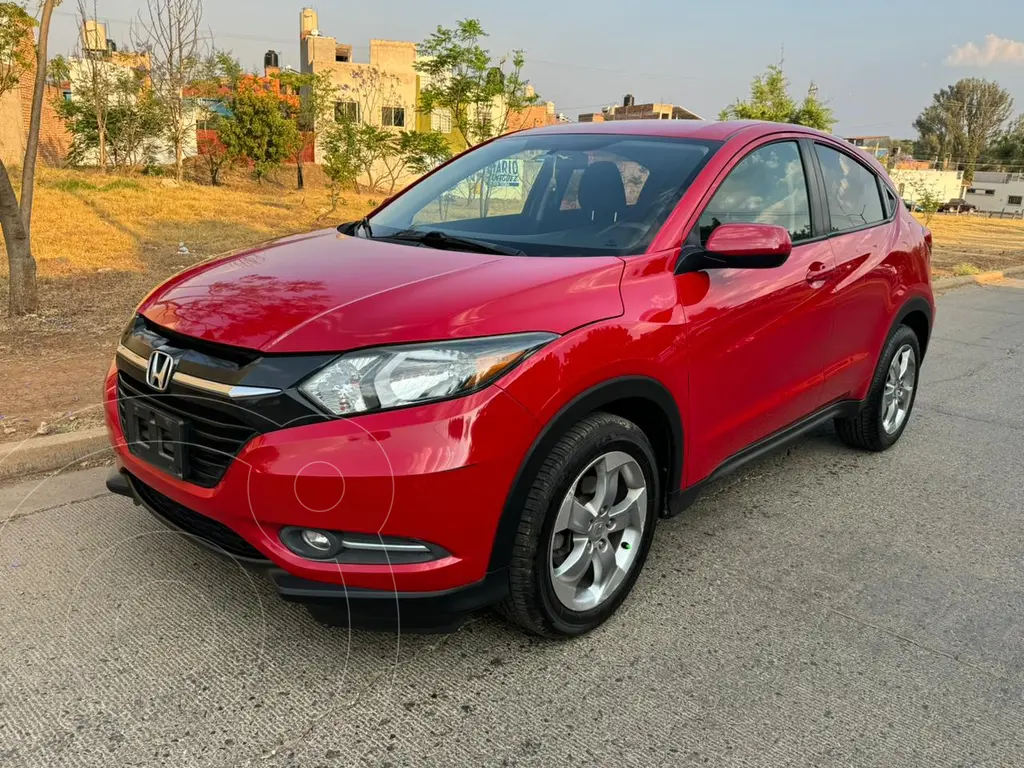 Honda HR-V Uniq usado (2017) color Rojo precio $298,000