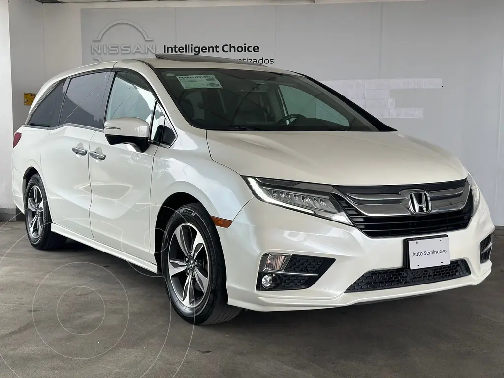 Honda Odyssey Touring usado (2018) color Blanco precio $547,700
