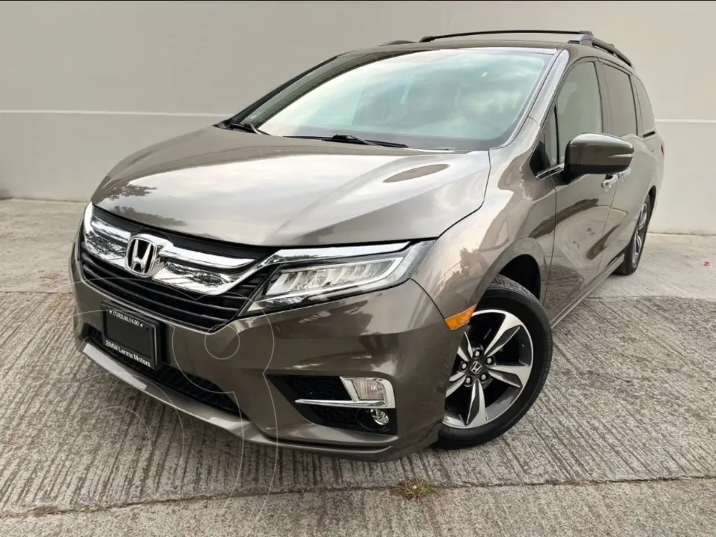 Honda Odyssey Prime usado (2020) color Bronce precio $720,900