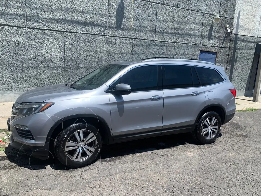 Honda Pilot Touring usado (2016) color Plata precio $394,000