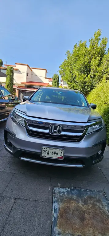 Honda Pilot Touring usado (2019) color Plata precio $569,000