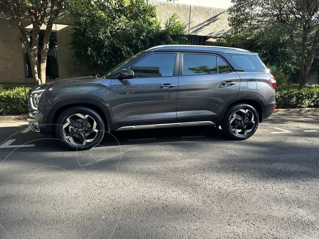 Hyundai Creta Limited Turbo usado (2022) color Gris precio $398,000