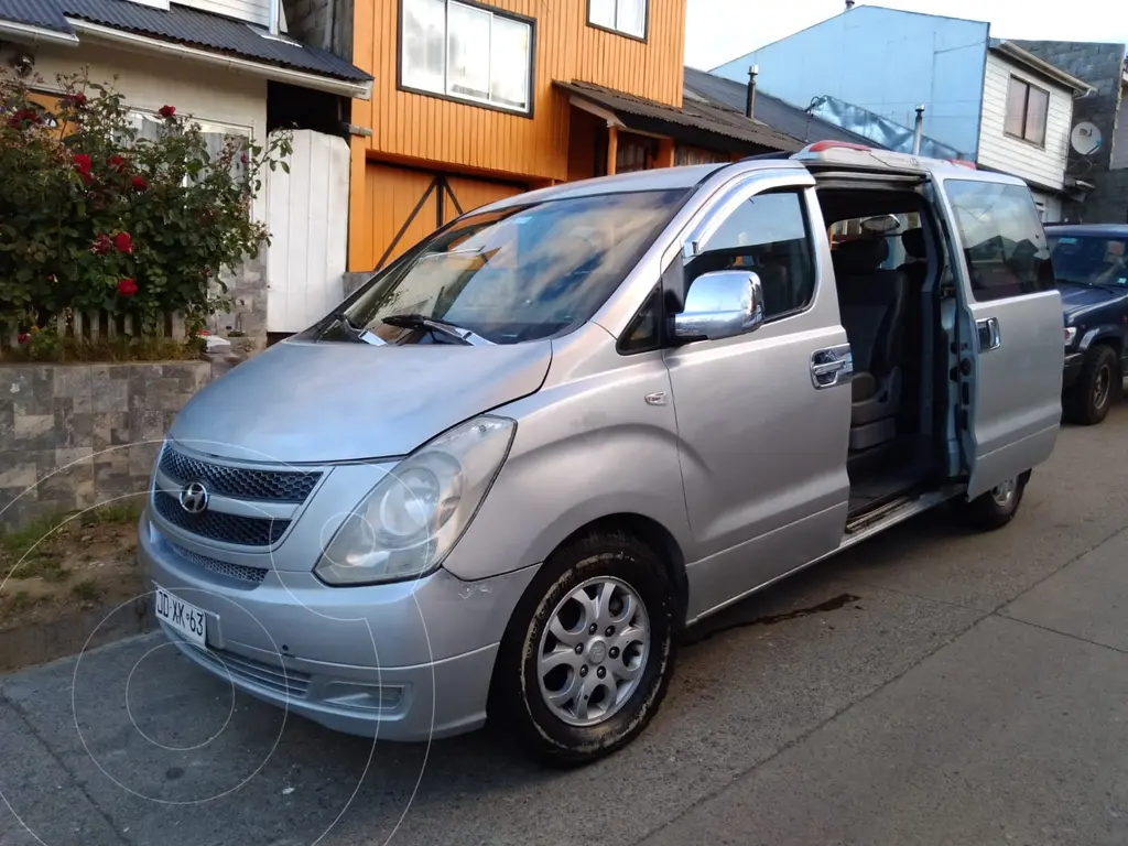 Hyundai H-1 Minibus 2.5L CRDi 12Pas usado (2008) color Plata Metalizado ...
