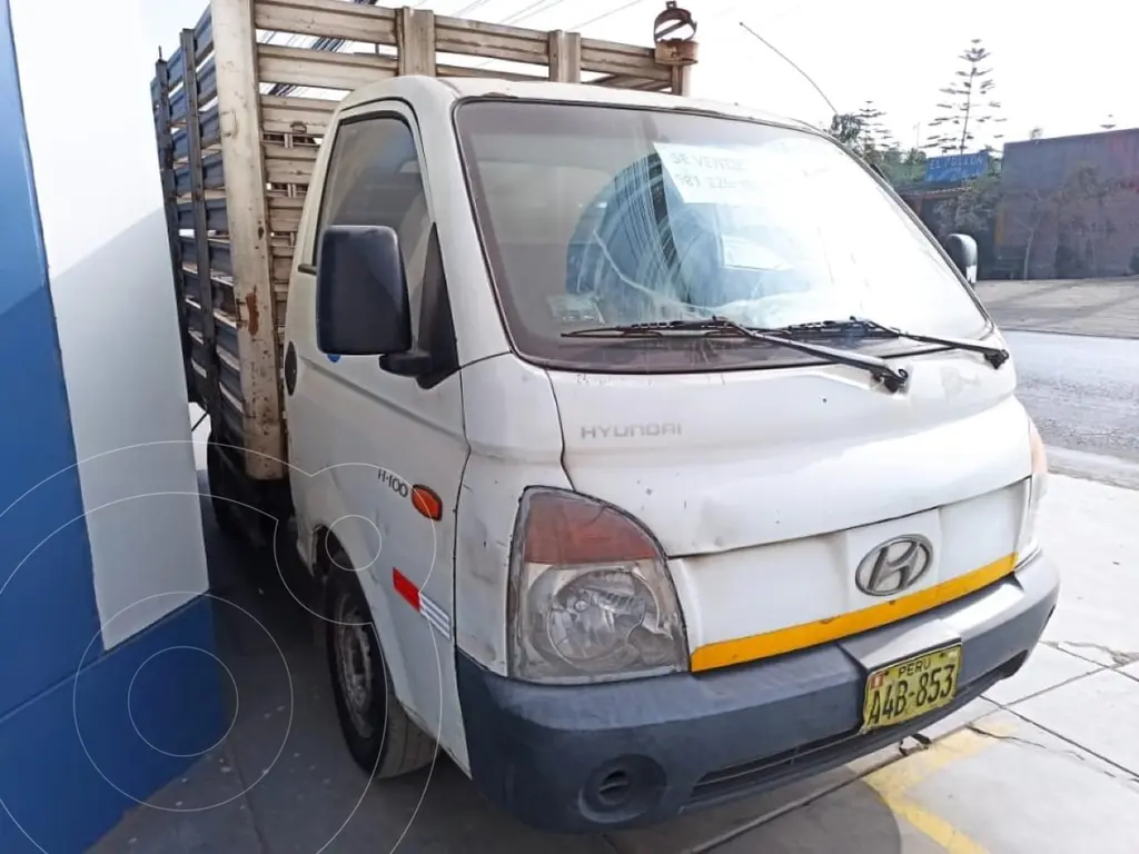 Hyundai H-100 Truck L4,2.6i,8v S 2 3 usado (2009) color Blanco precio u$s12,000