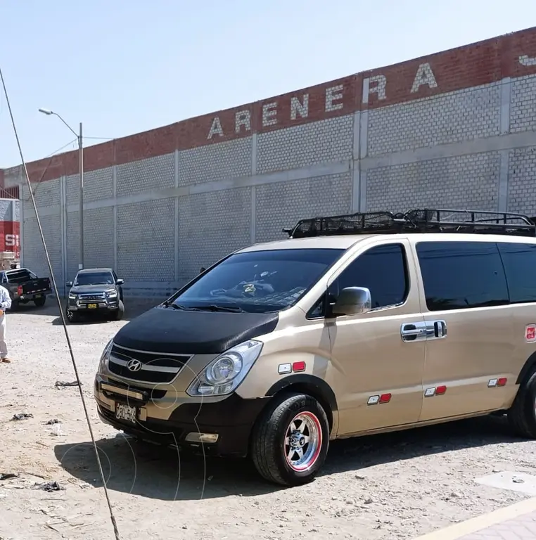 Hyundai H1 Van 2.5L GL TDI 6 Pas usado (2012) color Bronce precio u$s10,000