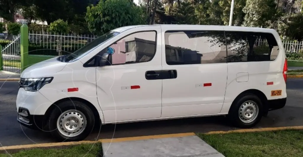 Hyundai H1 Van 2.5L GL TDI 6 Pas usado (2022) color Blanco precio u$s30,000