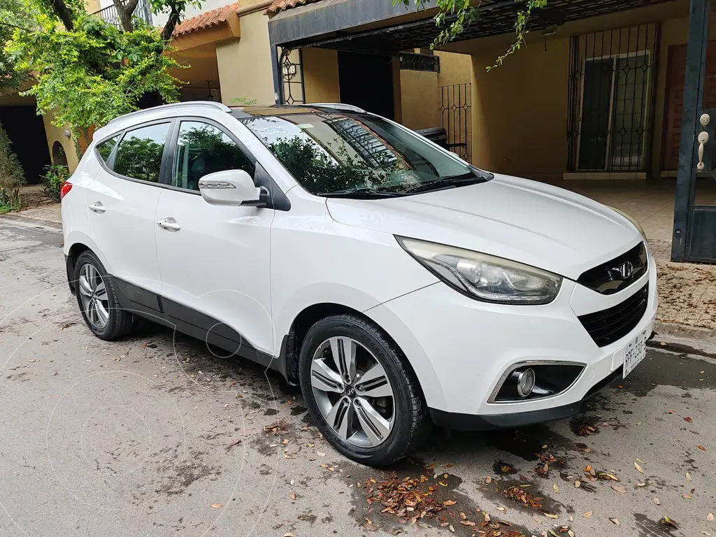 Hyundai ix 35 Limited Aut usado (2015) color Blanco precio $220,000