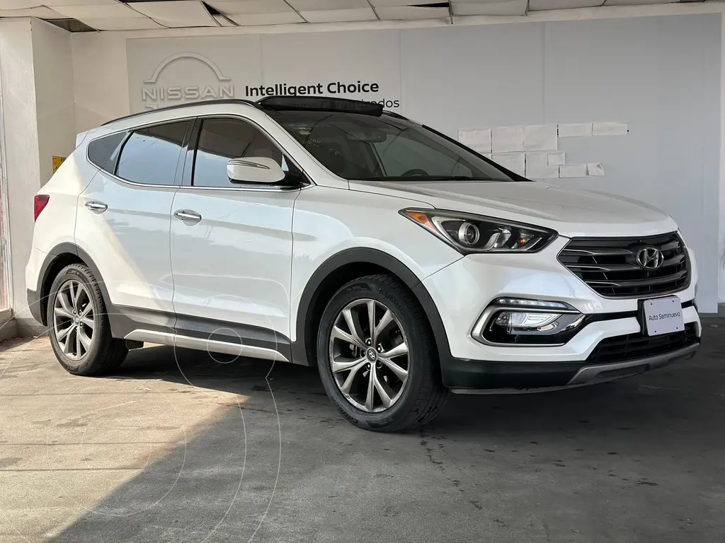 Hyundai Santa Fe Sport 2.0L Turbo usado (2018) color Blanco precio $403,800