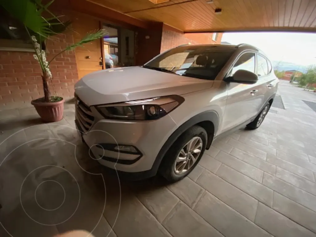 Hyundai Tucson 2.0L GL Advance NAV Aut usado (2017) color Gris Acero precio $11.900.000