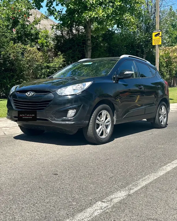 Hyundai Tucson 2.0 GL 4x2 usado (2014) color Negro precio $8.290.000