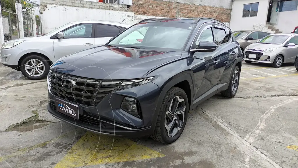 Hyundai Tucson 2.0L GLS usado (2022) color Gris precio u$s28.900
