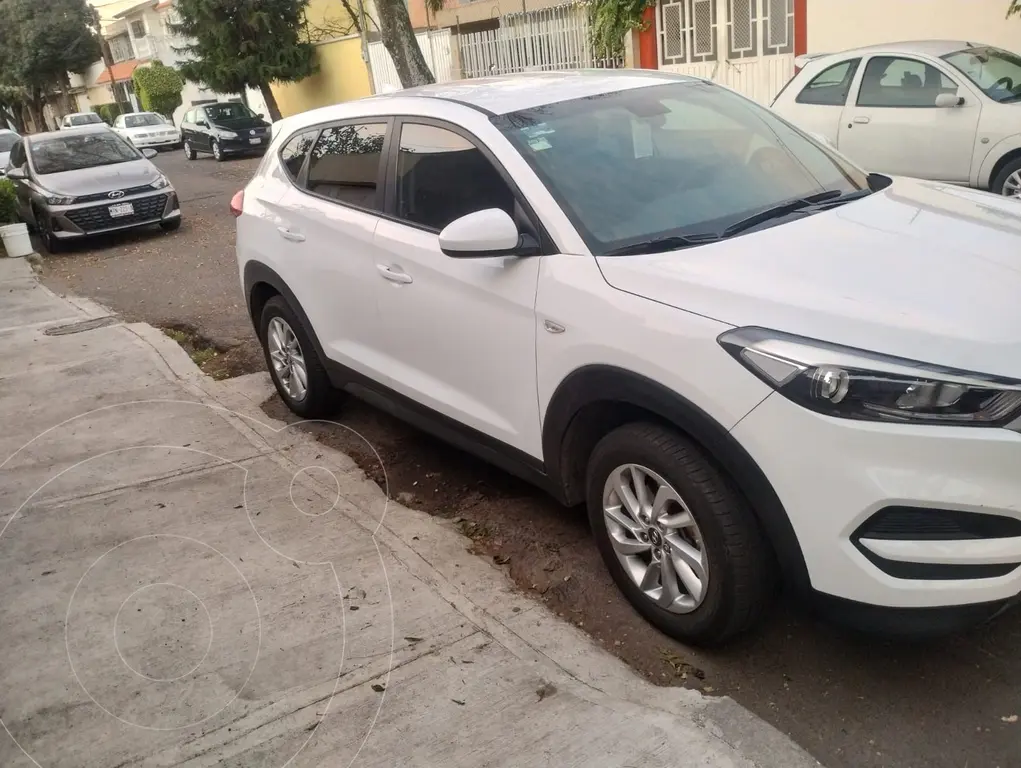 Hyundai Tucson GLS usado (2018) color Blanco precio $345,000