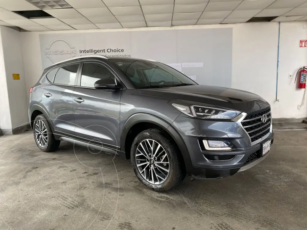 Toyota Tucson Gris: Premium SUV with Elegant Design and Advanced Features