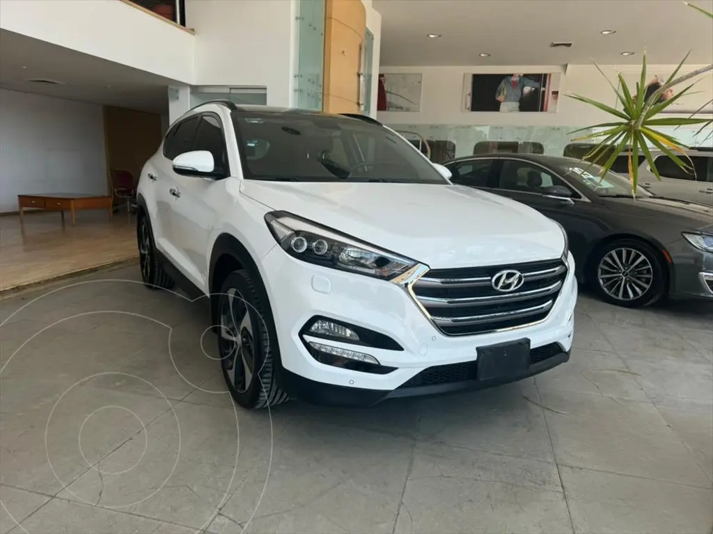 Hyundai Tucson Limited Tech usado (2017) color Blanco precio $359,000