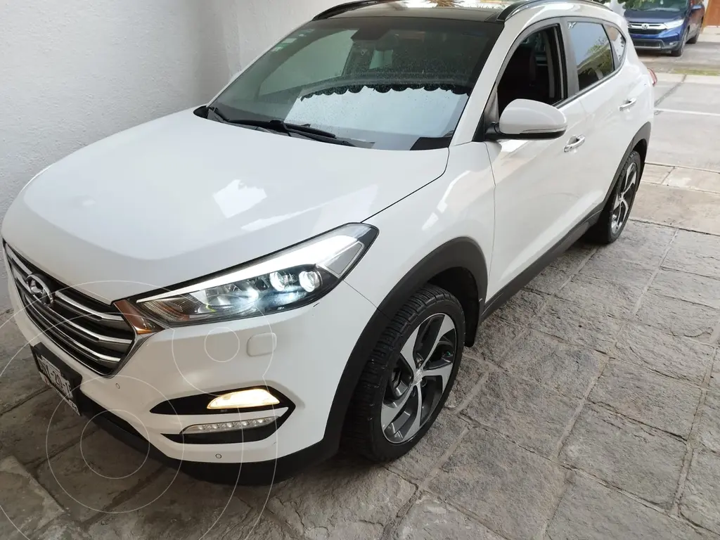 Hyundai Tucson Limited Tech usado (2018) color Blanco precio $331,000