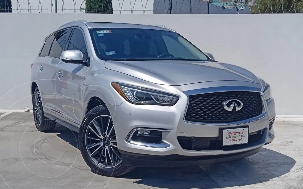 Infiniti QX60 2.5 Hybrid usado (2021) color plateado precio $544,000