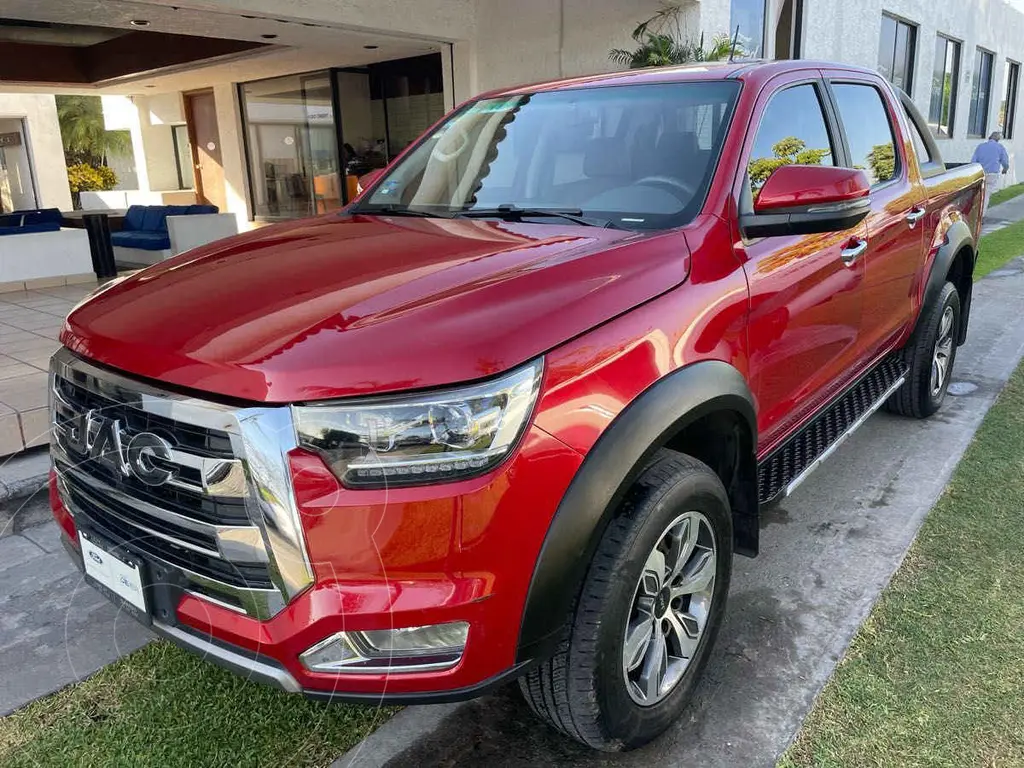 JAC Frison T8 2.0L usado (2021) color Rojo precio $355,000