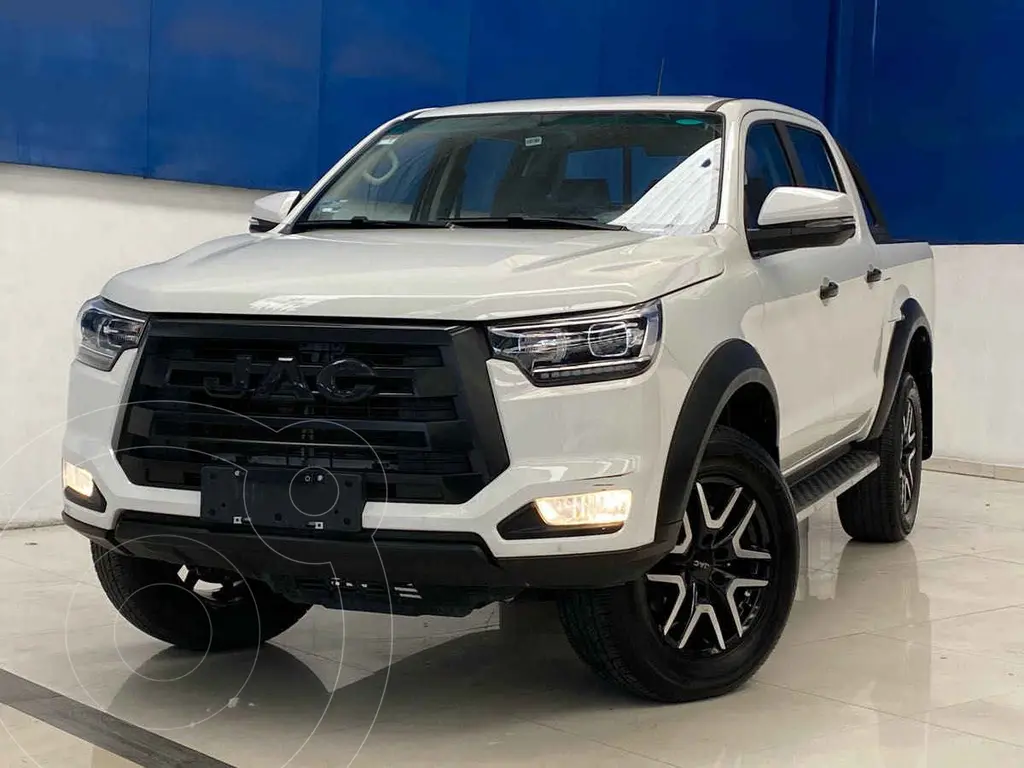JAC Frison T8 2.0L usado (2023) color Blanco precio $385,000