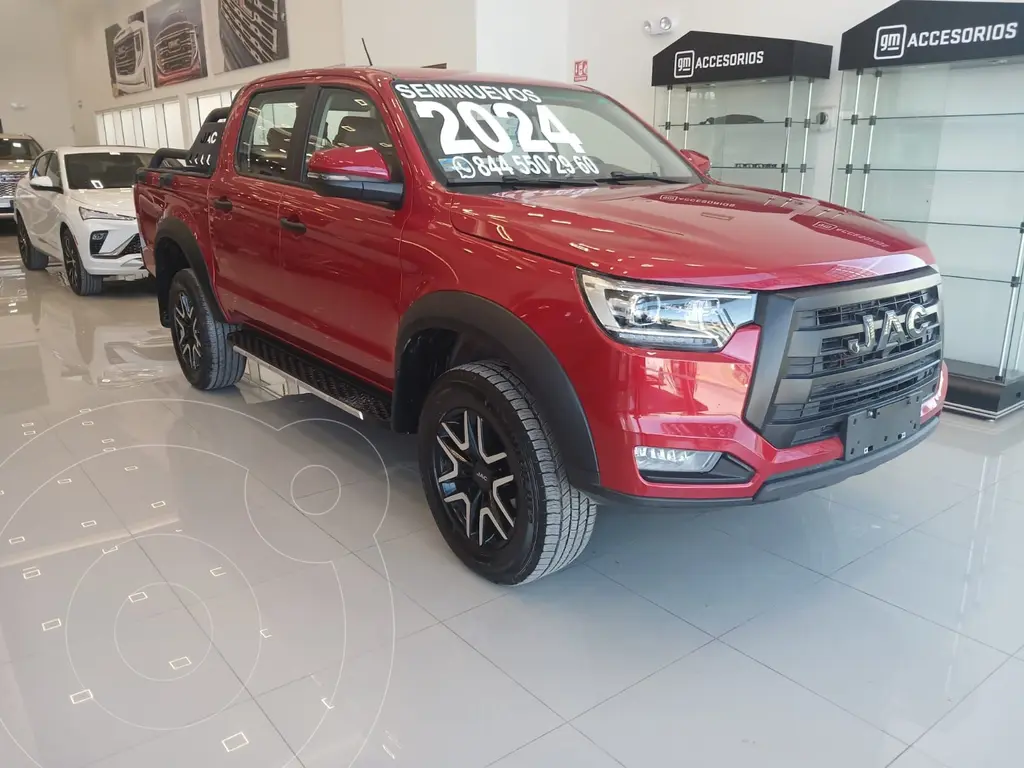 JAC Frison T8 2.0L usado (2024) color Rojo precio $399,000