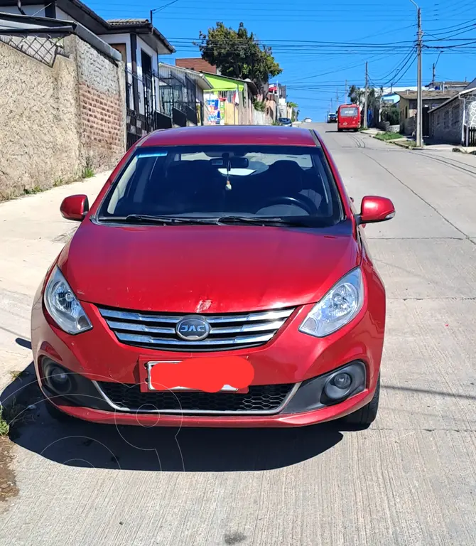 JAC J4 1.5L Comfort usado (2020) color Rojo precio $6.000.000