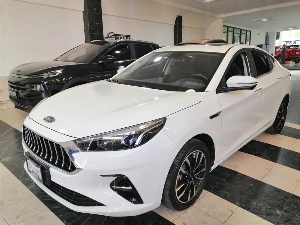 JAC J7 Quantum CVT usado (2023) color Blanco precio $350,000