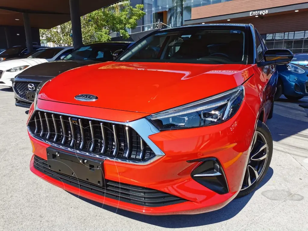 JAC J7 Quantum Aut usado (2021) color Rojo precio $260,000