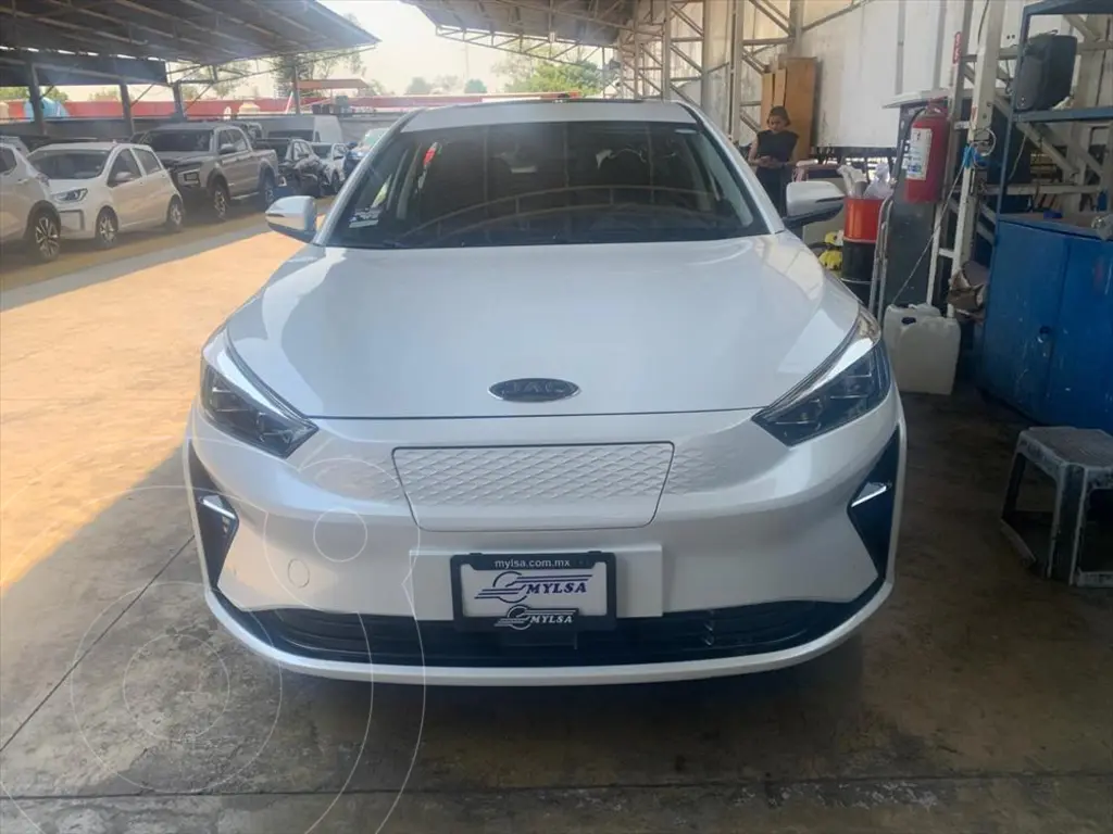 JAC J7 4 PTS. ELEC, 50 KWH, ALCANCE 492 KM, TP, RA-17 4P usado (2023 ...
