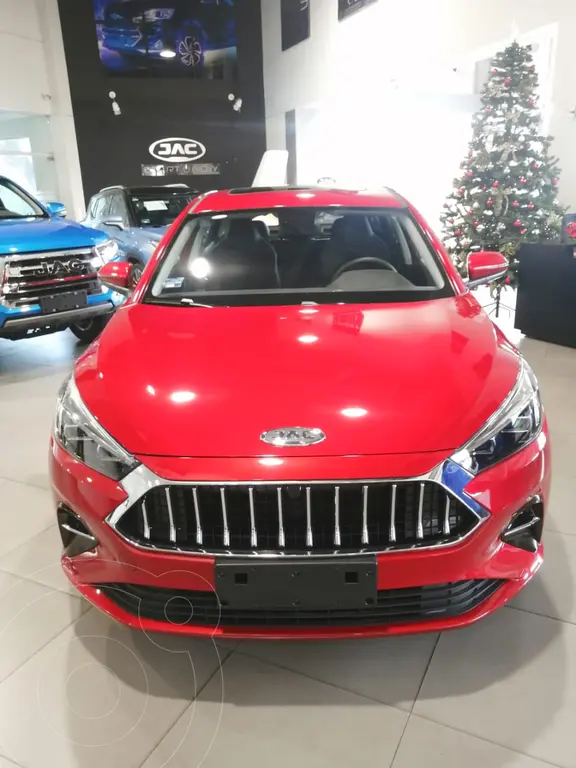 JAC J7 Advanced nuevo color Rojo precio $375,000