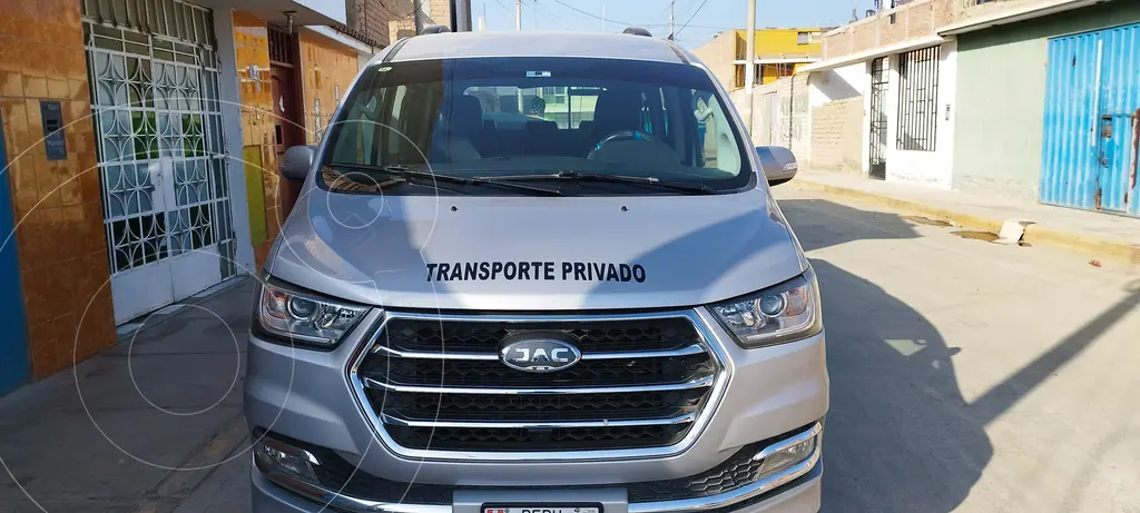 JAC Refine 2.0L Luxury usado (2021) color Plata precio u$s17,200