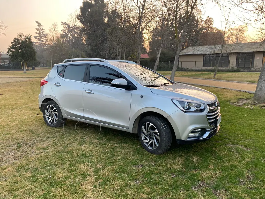 JAC S2 1.5L Comfort Smart usado (2019) color Plata precio $8.000.000