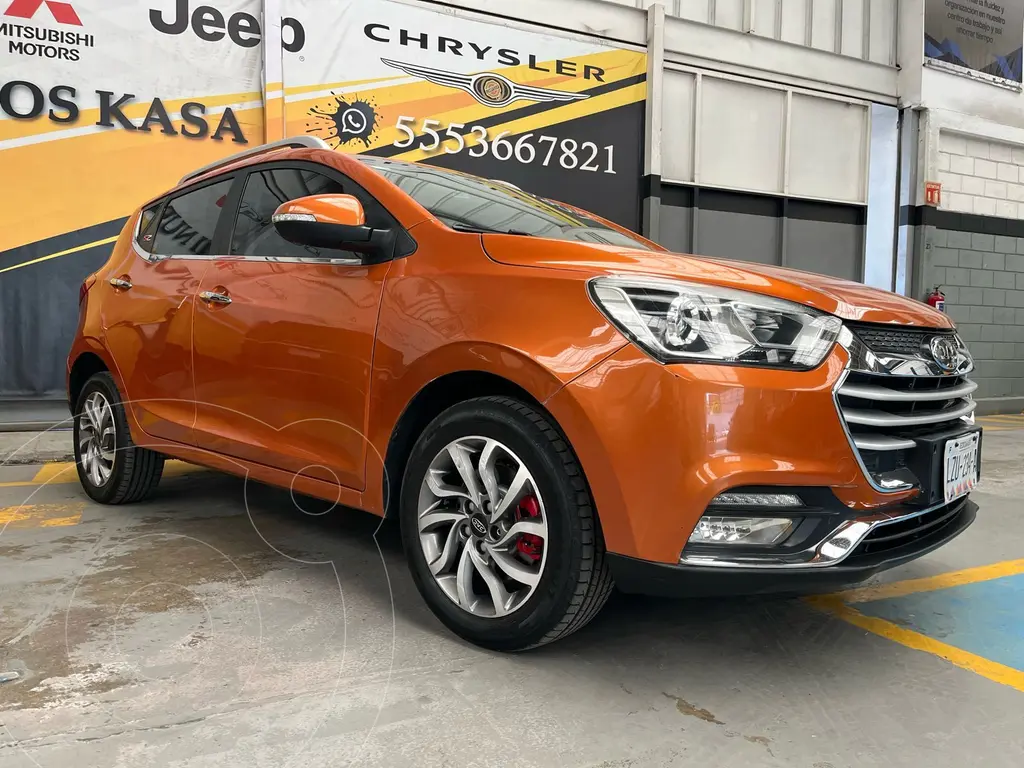 JAC Sei2 Quantum Aut usado (2018) color Naranja precio $200,000