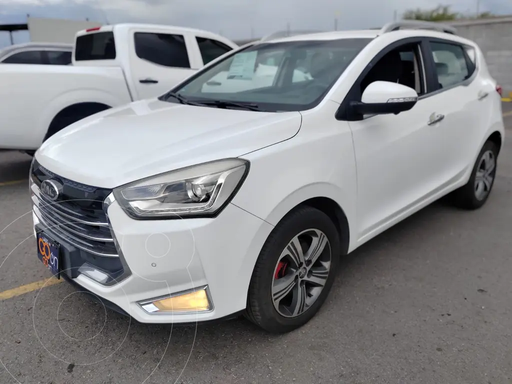 JAC Sei2 Active Aut usado (2019) color Blanco precio $215,000