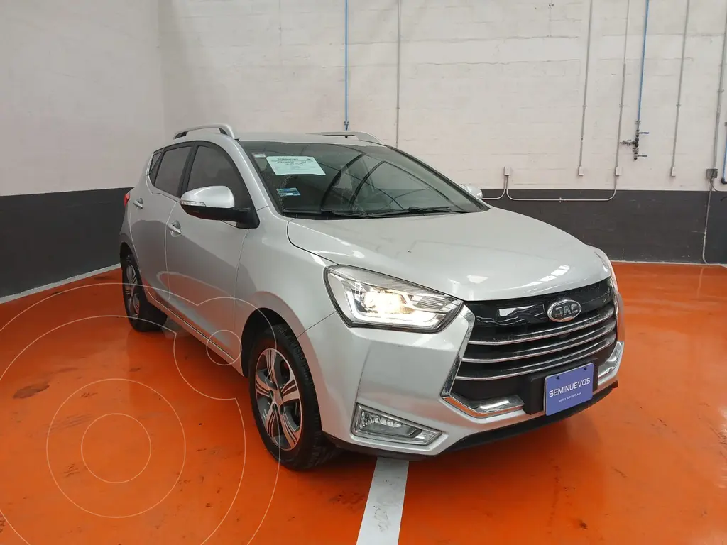 JAC Sei2 Smart usado (2023) color plateado precio $206,400