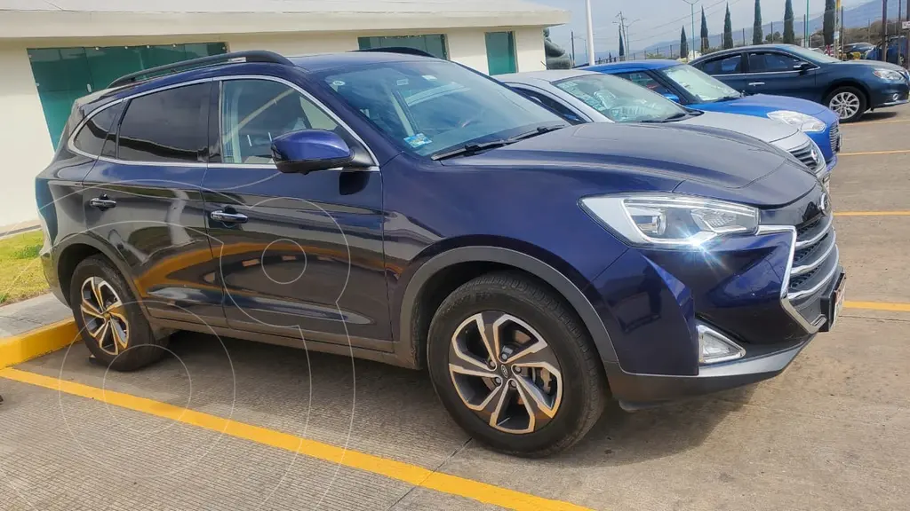JAC Sei7 Quantum 5 asientos usado (2019) color Azul Medianoche precio ...