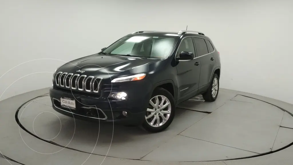 Jeep Cherokee Latitude usado (2016) color Azul Real precio $320,770