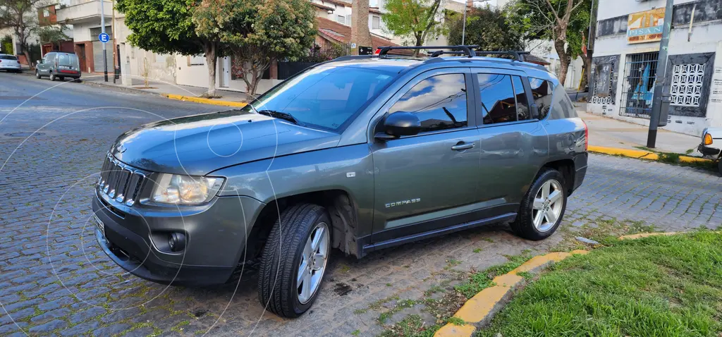 Jeep Compass 2.4 4x4 Limited Aut usado (2012) color Verde precio u$s13.000