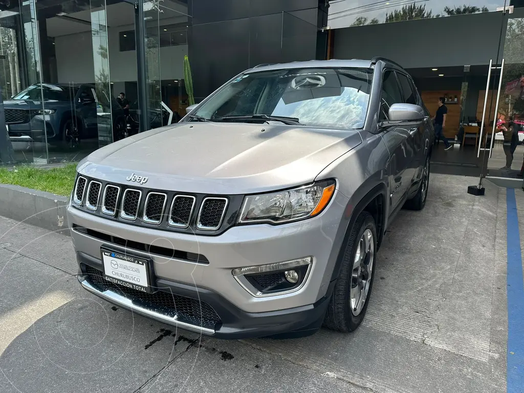 Jeep Compass Limited usado (2018) color Plata precio $385,000
