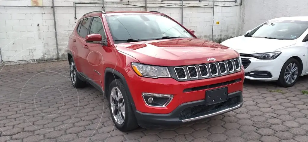 Jeep Compass 4x2 Limited Aut usado (2018) color Rojo precio $371,000