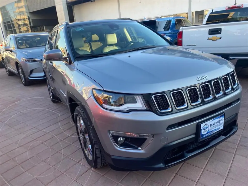 Jeep Compass 4x2 Limited Premium CVT usado (2019) color Plata precio ...