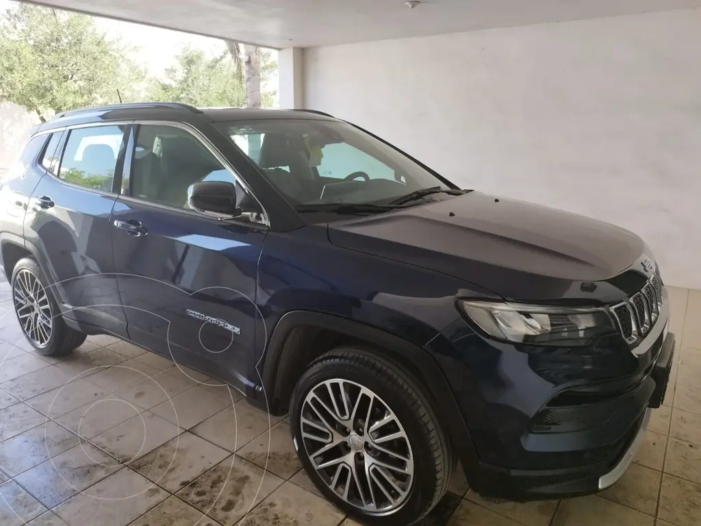 Jeep Compass Altitude usado (2023) color Azul precio $549,000